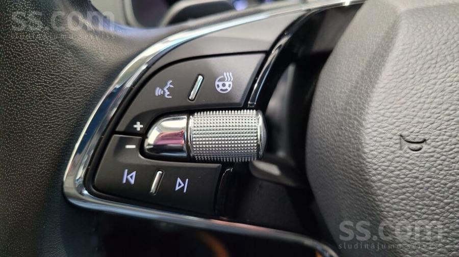 Pelēks Skoda Karoq 2022 Rīga, ar dzinēja tilpumu 1.50 L un nobraukumu 192 tūkst. km par 18690 €, foto 13 vietnē AUTOMOTO.COM.LV