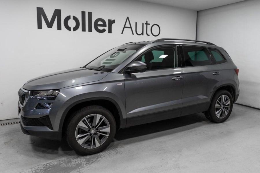 Grey Skoda Karoq 2022 in Vilnius, with an engine capacity of 2.00 L and mileage of 145 thousand km for 22900 €, photo 5 on AUTOMOTO.COM.LV