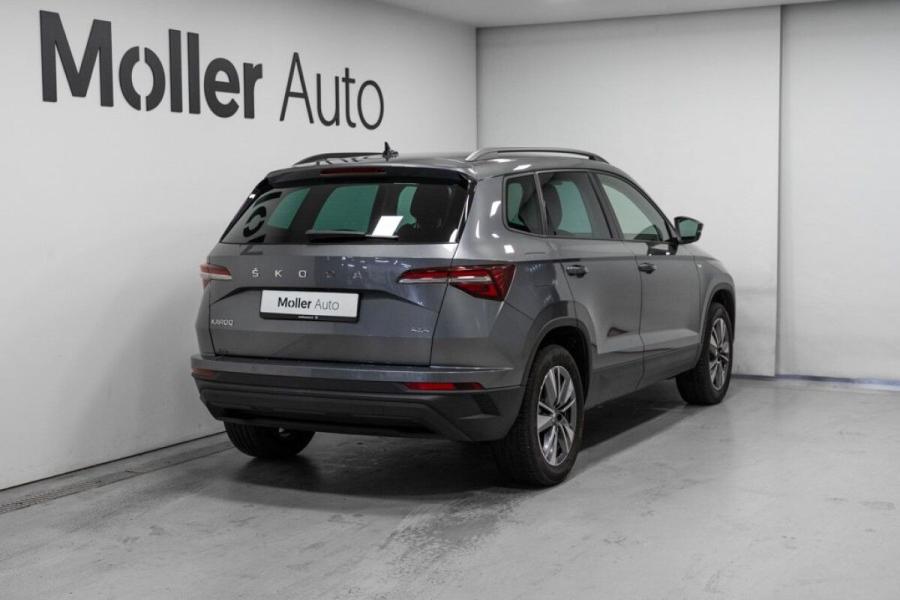 Grey Skoda Karoq 2022 in Vilnius, with an engine capacity of 2.00 L and mileage of 145 thousand km for 22900 €, photo 6 on AUTOMOTO.COM.LV