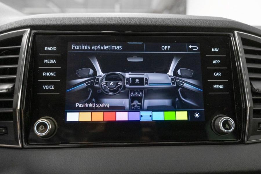 Grey Skoda Karoq 2022 in Vilnius, with an engine capacity of 2.00 L and mileage of 145 thousand km for 22900 €, photo 21 on AUTOMOTO.COM.LV