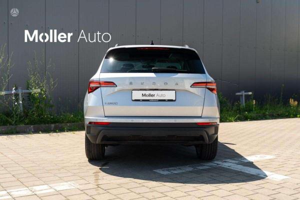 Grey Skoda Karoq 2022 in Vilnius, with an engine capacity of 2.00 L and mileage of 115 thousand km for 21850 €, photo 5 on AUTOMOTO.COM.LV