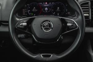 Серый Шкода Karoq 2022 в Вентспилс, объемом двигателя 2.00 л и пробегом 140 тыс. км за 22350 €, фото 19 на AUTOMOTO.COM.LV