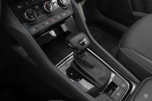 Grey Skoda Karoq 2022 in Vilnius, with an engine capacity of 2.00 L and mileage of 125 thousand km for 21300 €, photo 11 on AUTOMOTO.COM.LV
