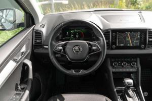 Grey Skoda Karoq 2022 in Vilnius, with an engine capacity of 2.00 L and mileage of 125 thousand km for 21300 €, photo 21 on AUTOMOTO.COM.LV
