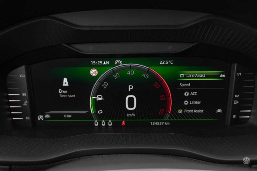 Grey Skoda Karoq 2022 in Vilnius, with an engine capacity of 2.00 L and mileage of 125 thousand km for 21300 €, photo 22 on AUTOMOTO.COM.LV