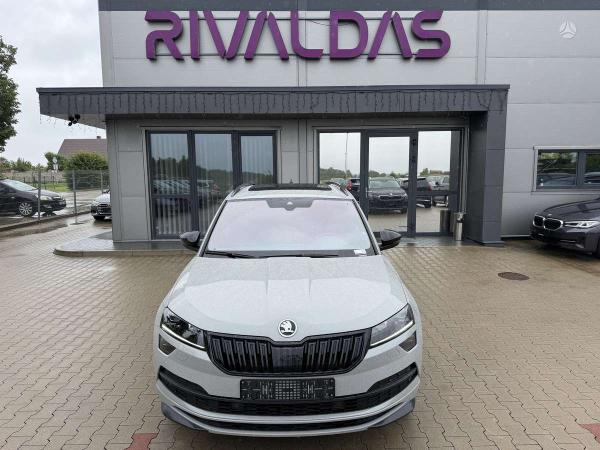 Pelēks Skoda Karoq 2022 Šauļi, ar dzinēja tilpumu 1.50 L un nobraukumu 171 tūkst. km par 19990 €, foto 4 vietnē AUTOMOTO.COM.LV