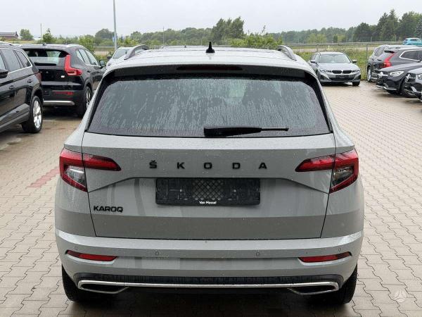 Pelēks Skoda Karoq 2022 Šauļi, ar dzinēja tilpumu 1.50 L un nobraukumu 171 tūkst. km par 19990 €, foto 8 vietnē AUTOMOTO.COM.LV