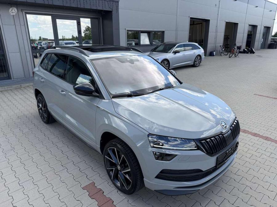 Pelēks Skoda Karoq 2022 Šauļi, ar dzinēja tilpumu 1.50 L un nobraukumu 171 tūkst. km par 19990 €, foto 4 vietnē AUTOMOTO.COM.LV