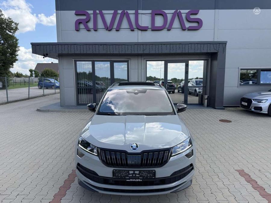 Pelēks Skoda Karoq 2022 Šauļi, ar dzinēja tilpumu 1.50 L un nobraukumu 171 tūkst. km par 19990 €, foto 6 vietnē AUTOMOTO.COM.LV