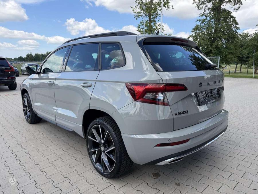 Pelēks Skoda Karoq 2022 Šauļi, ar dzinēja tilpumu 1.50 L un nobraukumu 171 tūkst. km par 19990 €, foto 10 vietnē AUTOMOTO.COM.LV