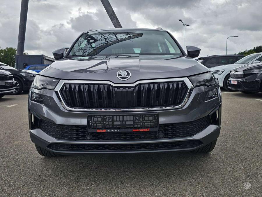 Pelēks Skoda Karoq 2022 Viļņa, ar dzinēja tilpumu 1.97 L un nobraukumu 204 tūkst. km par 19000 €, foto 4 vietnē AUTOMOTO.COM.LV