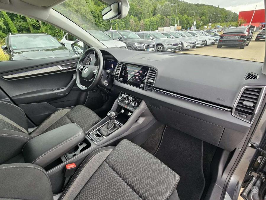 Pelēks Skoda Karoq 2022 Viļņa, ar dzinēja tilpumu 1.97 L un nobraukumu 204 tūkst. km par 19000 €, foto 10 vietnē AUTOMOTO.COM.LV