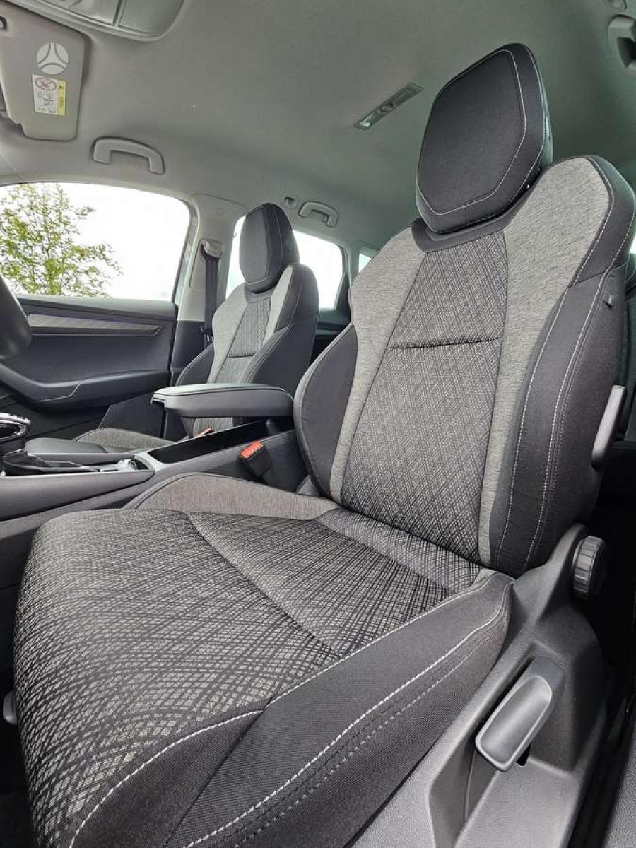 Pelēks Skoda Karoq 2022 Viļņa, ar dzinēja tilpumu 1.97 L un nobraukumu 204 tūkst. km par 19000 €, foto 13 vietnē AUTOMOTO.COM.LV