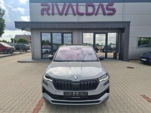 Pelēks Skoda Karoq 2022 Šauļi, ar dzinēja tilpumu 1.50 L un nobraukumu 186 tūkst. km par 22600 €, foto  vietnē AUTOMOTO.COM.LV