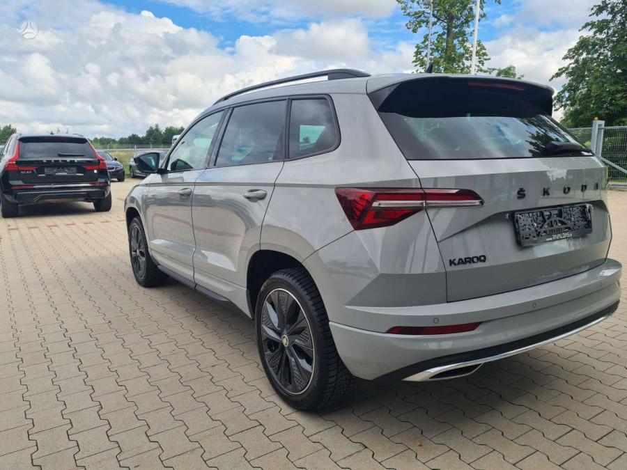 Pelēks Skoda Karoq 2022 Šauļi, ar dzinēja tilpumu 1.50 L un nobraukumu 186 tūkst. km par 22600 €, foto 7 vietnē AUTOMOTO.COM.LV