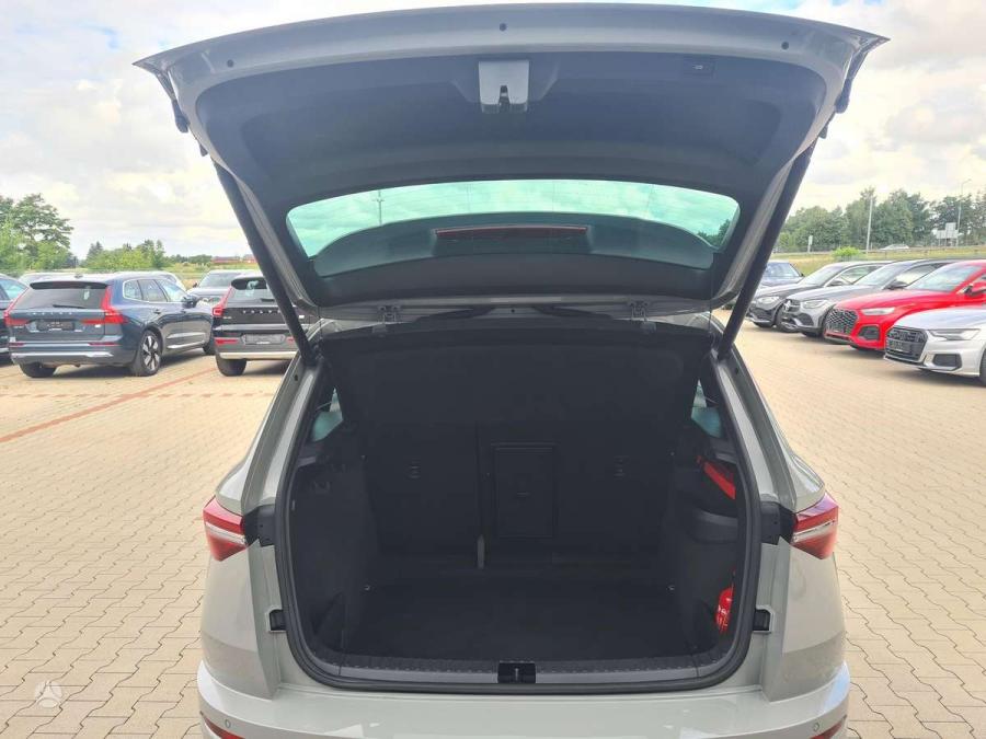 Pelēks Skoda Karoq 2022 Šauļi, ar dzinēja tilpumu 1.50 L un nobraukumu 186 tūkst. km par 22600 €, foto 32 vietnē AUTOMOTO.COM.LV