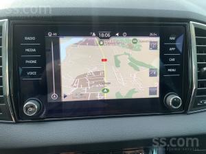 Pelēks Skoda Karoq 2022 Ogre, ar dzinēja tilpumu 2.00 L un nobraukumu 142 tūkst. km par 17990 €, foto 18 vietnē AUTOMOTO.COM.LV