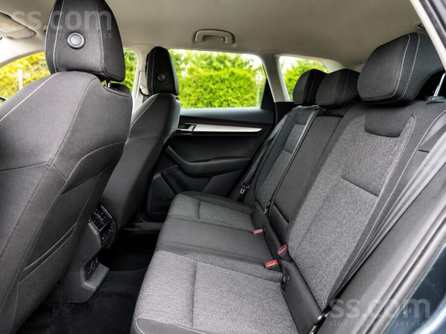 Pelēks Skoda Karoq 2022 Rīga, ar dzinēja tilpumu 1.50 L un nobraukumu 102 tūkst. km par 21000 €, foto 6 vietnē AUTOMOTO.COM.LV