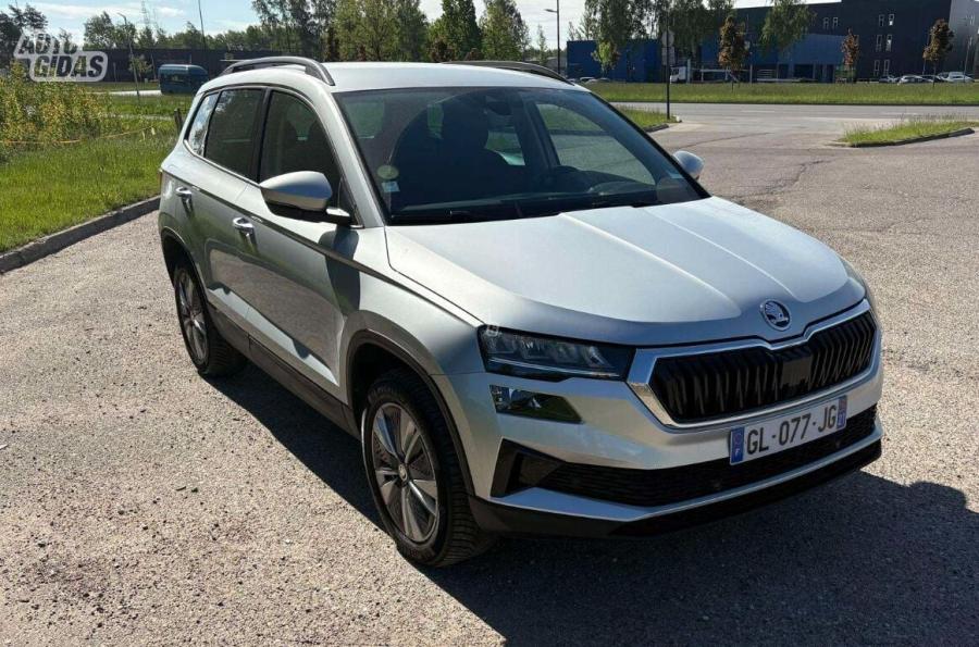 Pelēks Skoda Karoq 2022 Kauņa, ar dzinēja tilpumu 2.00 L un nobraukumu 190 tūkst. km par 17500 €, foto 1 vietnē AUTOMOTO.COM.LV
