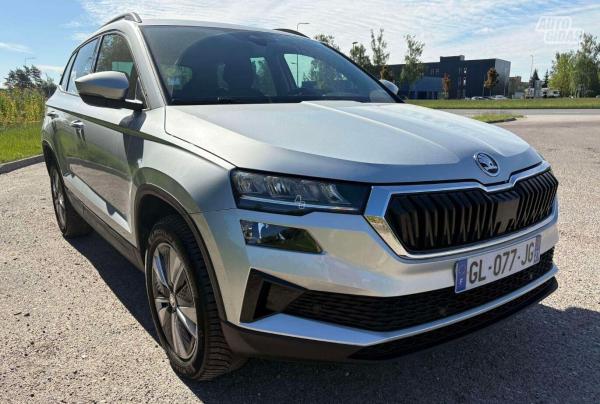 Pelēks Skoda Karoq 2022 Kauņa, ar dzinēja tilpumu 2.00 L un nobraukumu 190 tūkst. km par 17500 €, foto 3 vietnē AUTOMOTO.COM.LV