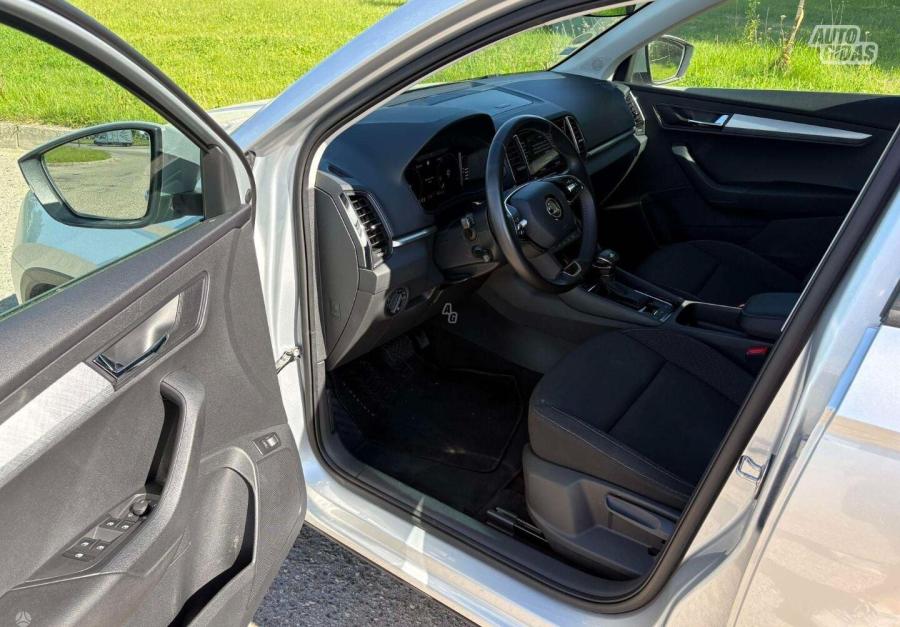 Pelēks Skoda Karoq 2022 Kauņa, ar dzinēja tilpumu 2.00 L un nobraukumu 190 tūkst. km par 17500 €, foto 7 vietnē AUTOMOTO.COM.LV