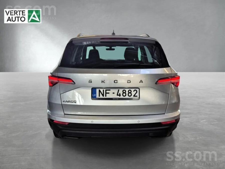 Grey Skoda Karoq 2022 in Riga, with an engine capacity of 1.50 L and mileage of 193 thousand km for 17490 €, photo 6 on AUTOMOTO.COM.LV