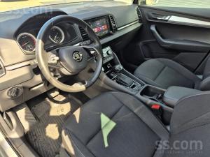 Grey Skoda Karoq 2022 in Riga, with an engine capacity of 1.50 L and mileage of 193 thousand km for 17490 €, photo 8 on AUTOMOTO.COM.LV