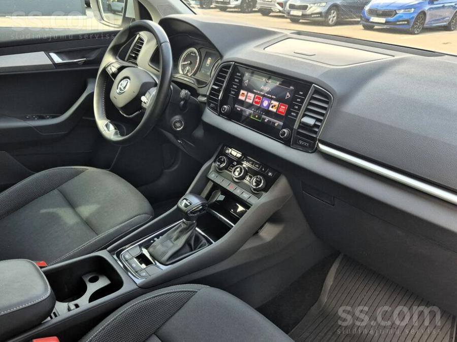 Grey Skoda Karoq 2022 in Riga, with an engine capacity of 1.50 L and mileage of 193 thousand km for 17490 €, photo 10 on AUTOMOTO.COM.LV