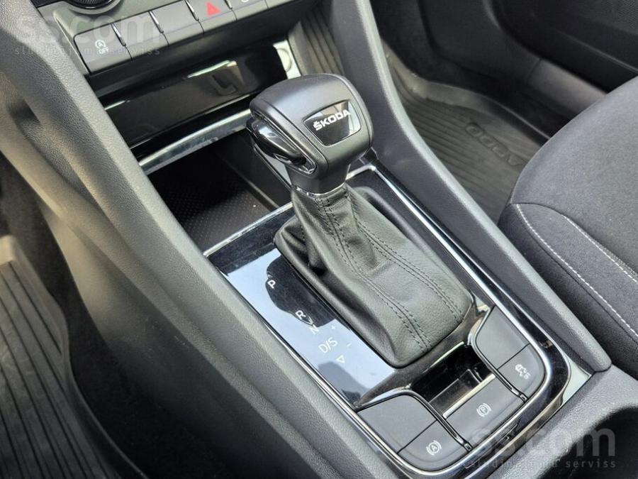 Grey Skoda Karoq 2022 in Riga, with an engine capacity of 1.50 L and mileage of 193 thousand km for 17490 €, photo 12 on AUTOMOTO.COM.LV