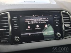 Grey Skoda Karoq 2022 in Riga, with an engine capacity of 1.50 L and mileage of 193 thousand km for 17490 €, photo 15 on AUTOMOTO.COM.LV