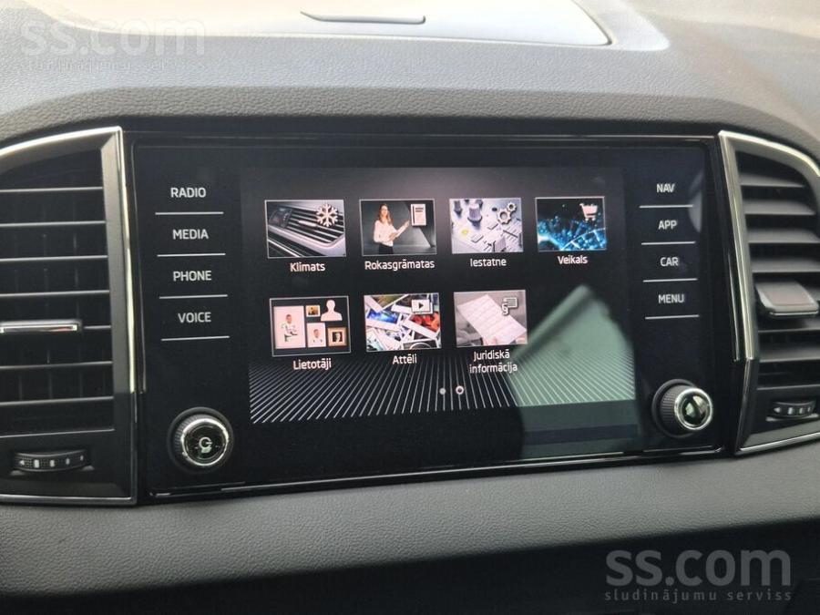 Grey Skoda Karoq 2022 in Riga, with an engine capacity of 1.50 L and mileage of 193 thousand km for 17490 €, photo 18 on AUTOMOTO.COM.LV