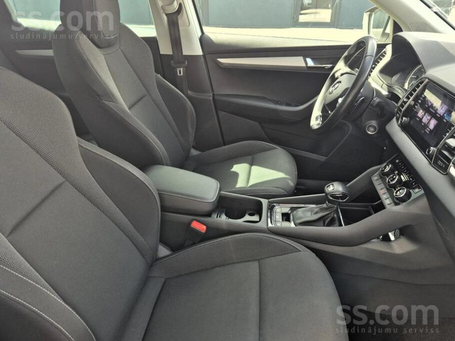 Grey Skoda Karoq 2022 in Riga, with an engine capacity of 1.50 L and mileage of 193 thousand km for 17490 €, photo 21 on AUTOMOTO.COM.LV
