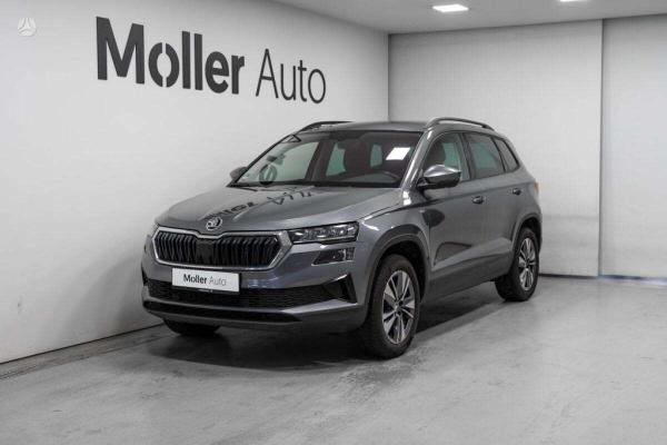 Grey Skoda Karoq 2022 in Vilnius, with an engine capacity of 2.00 L and mileage of 145 thousand km for 21300 €, photo 1 on AUTOMOTO.COM.LV