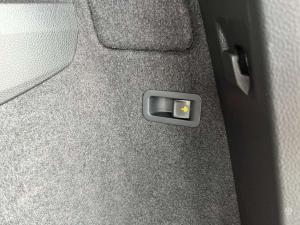 Pelēks Skoda Karoq 2022 Viļņa, ar dzinēja tilpumu 1.50 L un nobraukumu 98 tūkst. km par 20990 €, foto 7 vietnē AUTOMOTO.COM.LV
