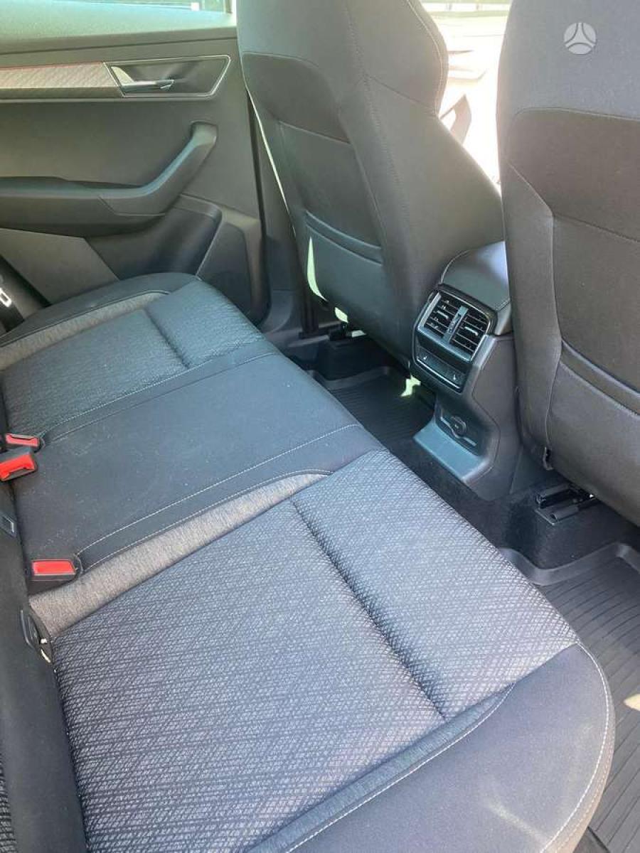 Pelēks Skoda Karoq 2022 Viļņa, ar dzinēja tilpumu 1.50 L un nobraukumu 115 tūkst. km par 22300 €, foto 14 vietnē AUTOMOTO.COM.LV