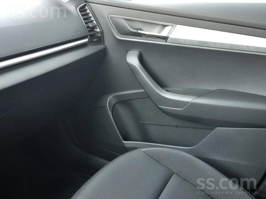 Grey Skoda Karoq 2022 in Riga, with an engine capacity of 1.50 L and mileage of 192 thousand km for 17490 €, photo 14 on AUTOMOTO.COM.LV