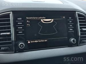Grey Skoda Karoq 2022 in Riga, with an engine capacity of 1.50 L and mileage of 192 thousand km for 17490 €, photo 17 on AUTOMOTO.COM.LV