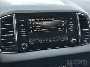 Grey Skoda Karoq 2022 in Riga, with an engine capacity of 1.50 L and mileage of 192 thousand km for 17490 €, photo 19 on AUTOMOTO.COM.LV