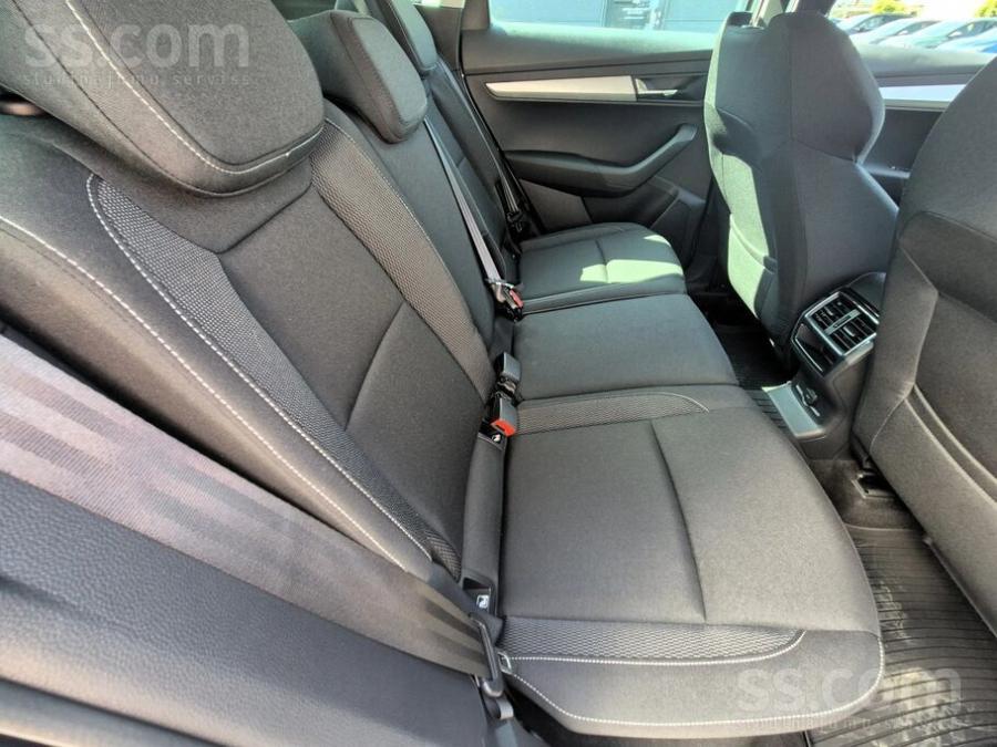 Grey Skoda Karoq 2022 in Riga, with an engine capacity of 1.50 L and mileage of 192 thousand km for 17490 €, photo 22 on AUTOMOTO.COM.LV