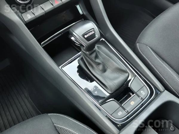 Серый Шкода Karoq 2022 в Рига, объемом двигателя 1.50 л и пробегом 192 тыс. км за 17490 €, фото 11 на AUTOMOTO.COM.LV