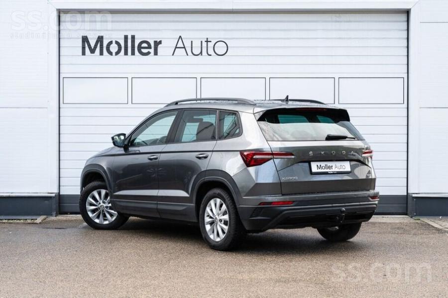 Pelēks Skoda Karoq 2022 Rīga, ar dzinēja tilpumu 2.00 L un nobraukumu 188 tūkst. km par 19950 €, foto 4 vietnē AUTOMOTO.COM.LV