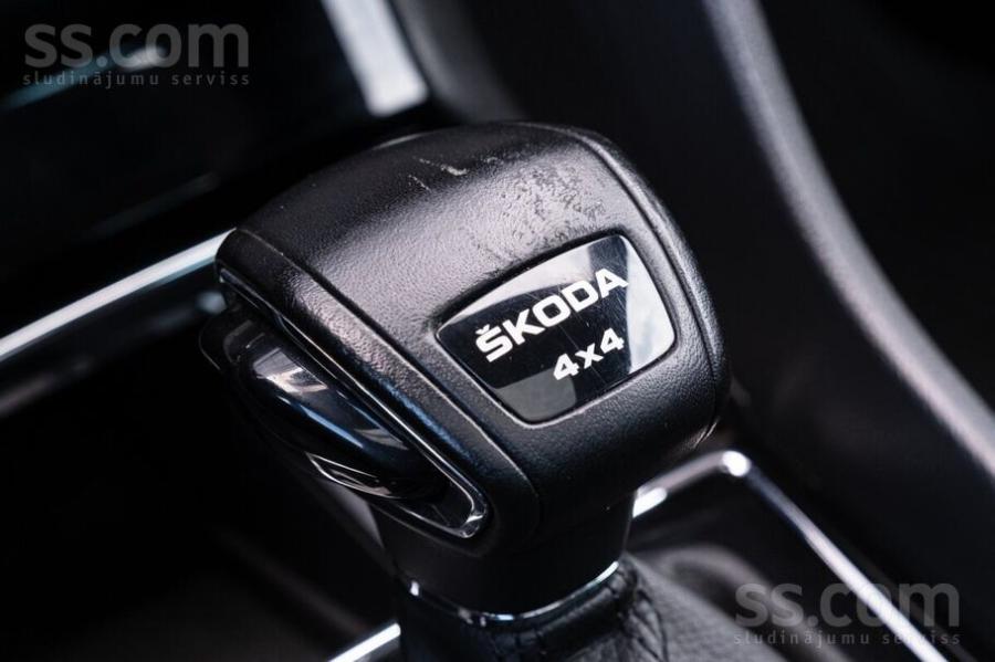 Pelēks Skoda Karoq 2022 Rīga, ar dzinēja tilpumu 2.00 L un nobraukumu 188 tūkst. km par 19950 €, foto 15 vietnē AUTOMOTO.COM.LV