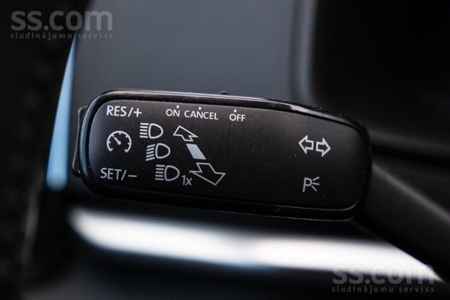 Pelēks Skoda Karoq 2022 Rīga, ar dzinēja tilpumu 2.00 L un nobraukumu 188 tūkst. km par 19950 €, foto 18 vietnē AUTOMOTO.COM.LV