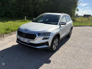 Grey Skoda Karoq 2022 in Kaunas, with an engine capacity of 1.97 L and mileage of 190 thousand km for 16300 €, photo  on AUTOMOTO.COM.LV