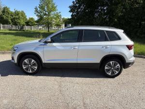 Grey Skoda Karoq 2022 in Kaunas, with an engine capacity of 1.97 L and mileage of 190 thousand km for 16300 €, photo 4 on AUTOMOTO.COM.LV