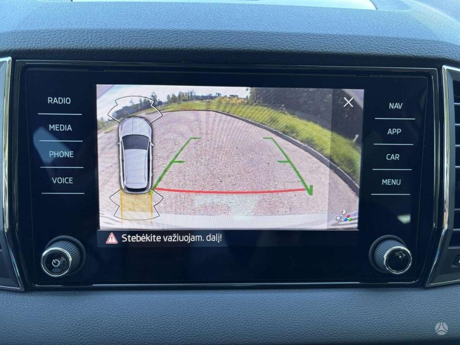 Grey Skoda Karoq 2022 in Kaunas, with an engine capacity of 1.97 L and mileage of 190 thousand km for 16300 €, photo 16 on AUTOMOTO.COM.LV