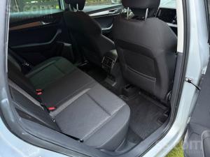 Grey Skoda Karoq 2022 in Riga, with an engine capacity of 2.00 L and mileage of 193 thousand km for 20800 €, photo 15 on AUTOMOTO.COM.LV