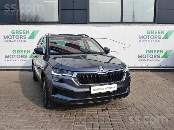 Pelēks Skoda Karoq 2023 Rīga, ar dzinēja tilpumu 1.50 L un nobraukumu 31 tūkst. km par 28900 €, foto 3 vietnē AUTOMOTO.COM.LV