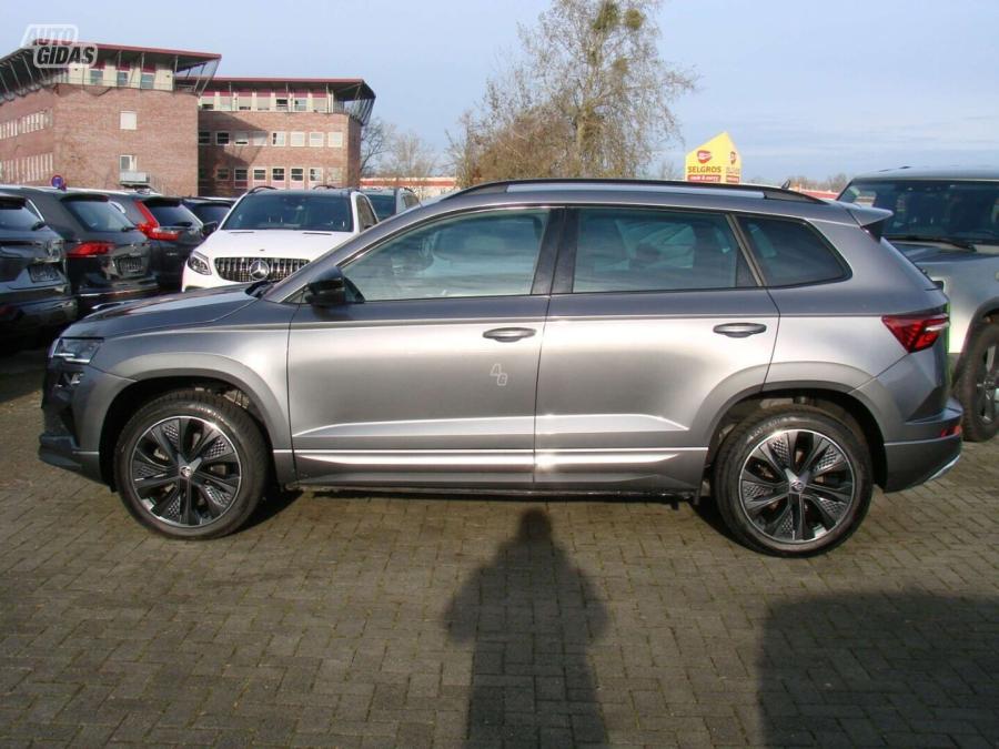 Pelēks Skoda Karoq 2023 Kauņa, ar dzinēja tilpumu 1.50 L un nobraukumu 15 tūkst. km par 32587 €, foto 5 vietnē AUTOMOTO.COM.LV