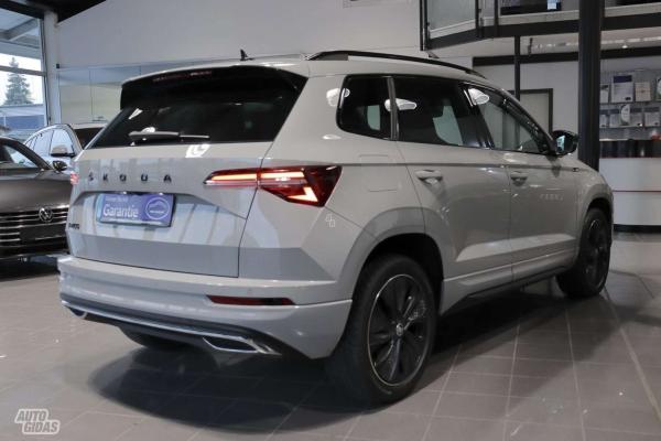 Pelēks Skoda Karoq 2023 Kauņa, ar dzinēja tilpumu 1.50 L un nobraukumu 36 tūkst. km par 29559 €, foto 4 vietnē AUTOMOTO.COM.LV